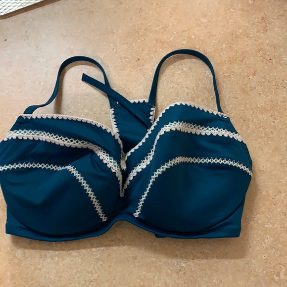 Swim | Nwt 34dd Teal Blue Underwire Bikini Top | Poshmark